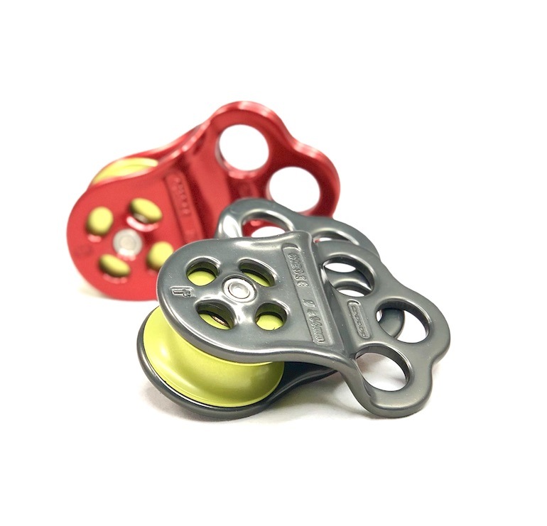 DMM triple attachment pulley — Geoclimbing